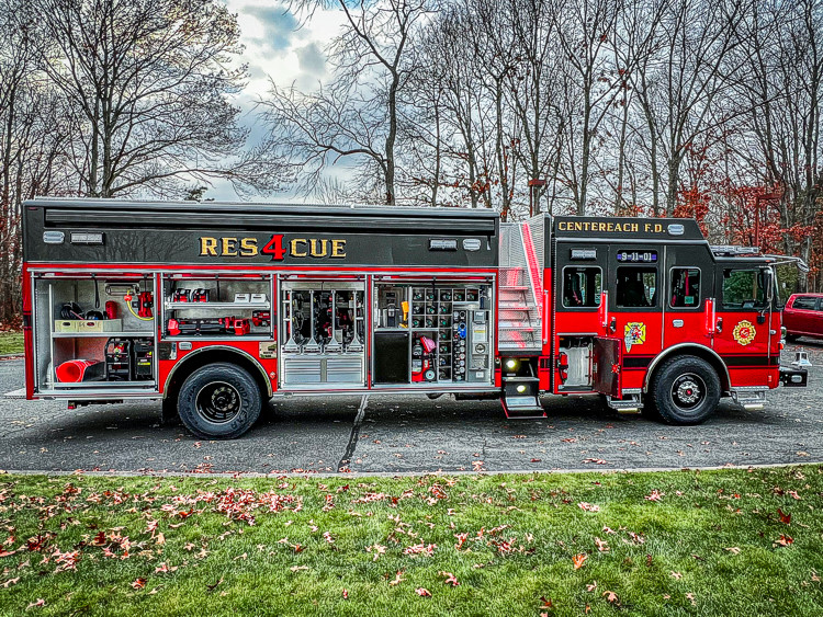 Pierce apparatus delivery for Centereach FD