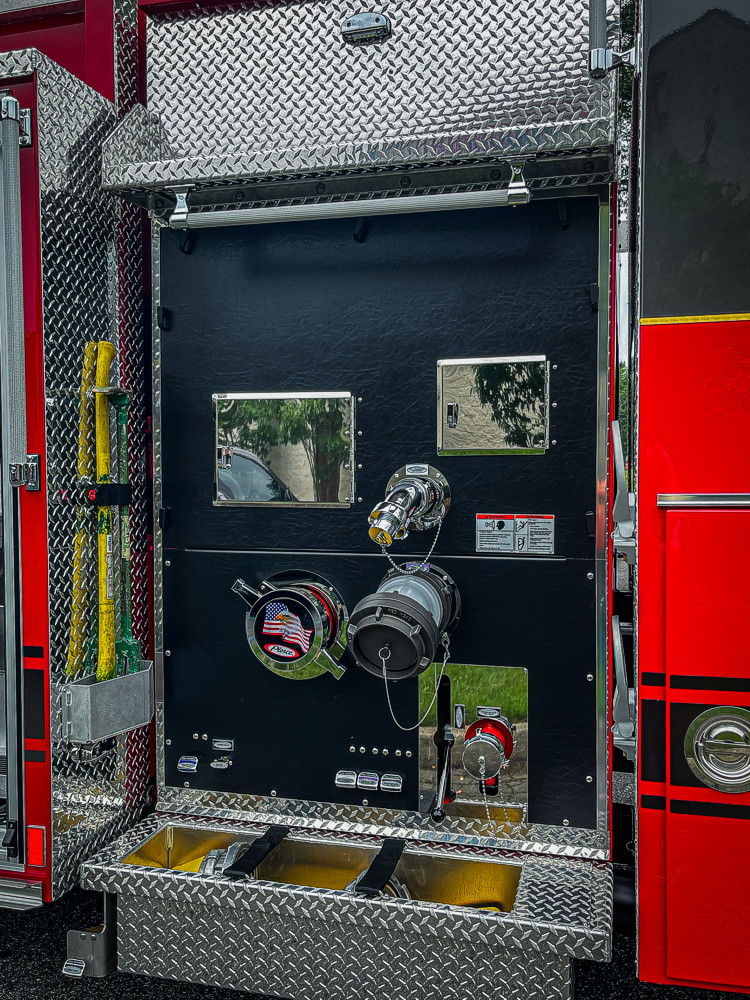 Pierce apparatus delivery for Commack FD