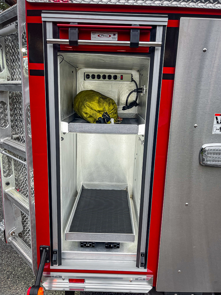 Pierce apparatus delivery for Commack FD