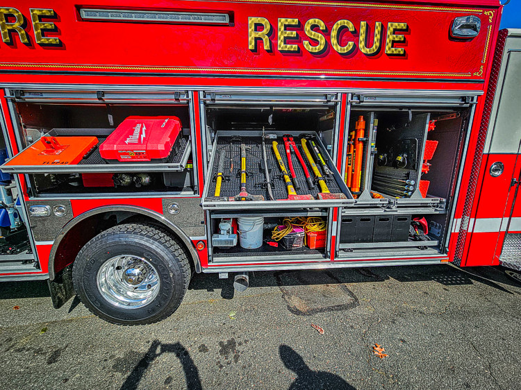 Pierce apparatus delivery for Essex Fire Engine Company