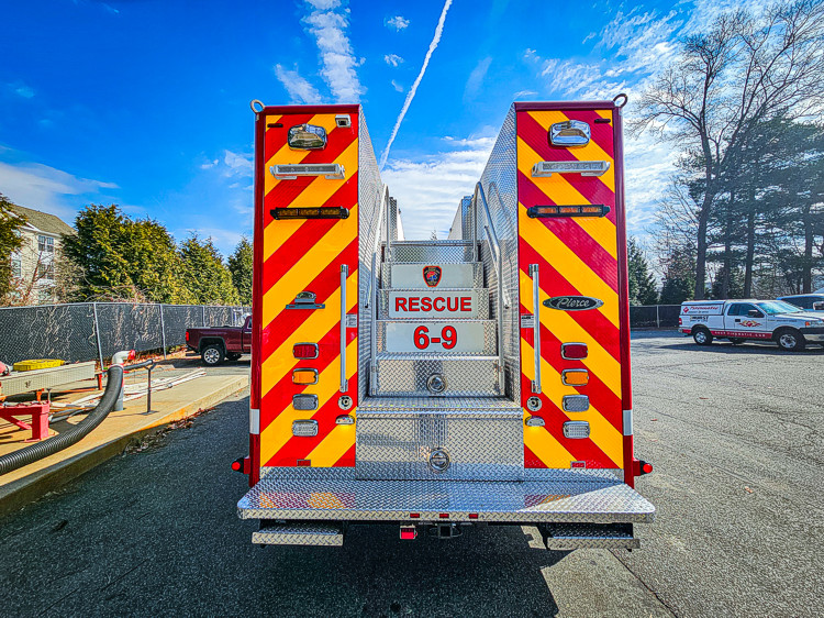 Pierce apparatus delivery for Essex Fire Engine Company